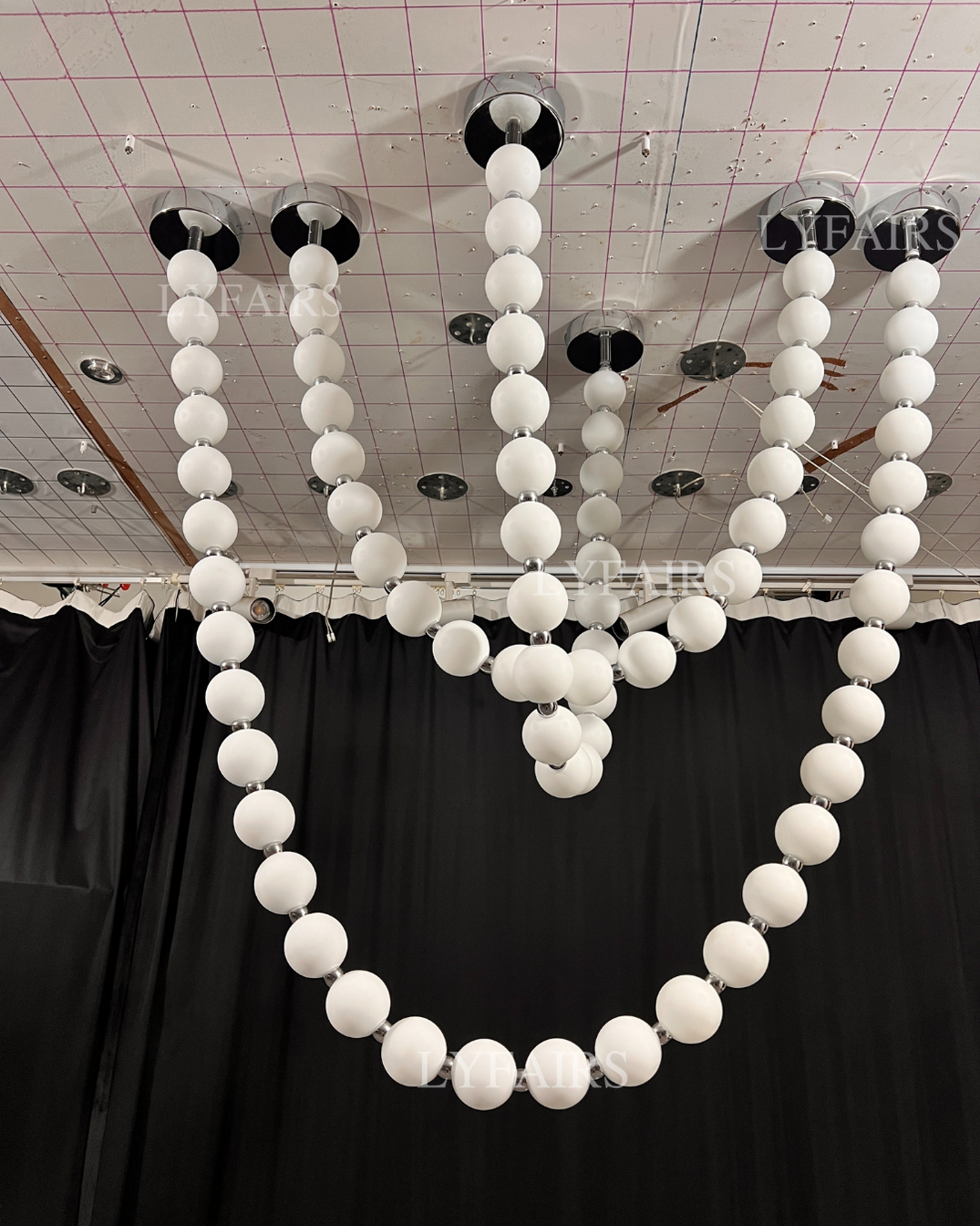 Modern Creative Pearl Necklace Chandelier — Lyfairs