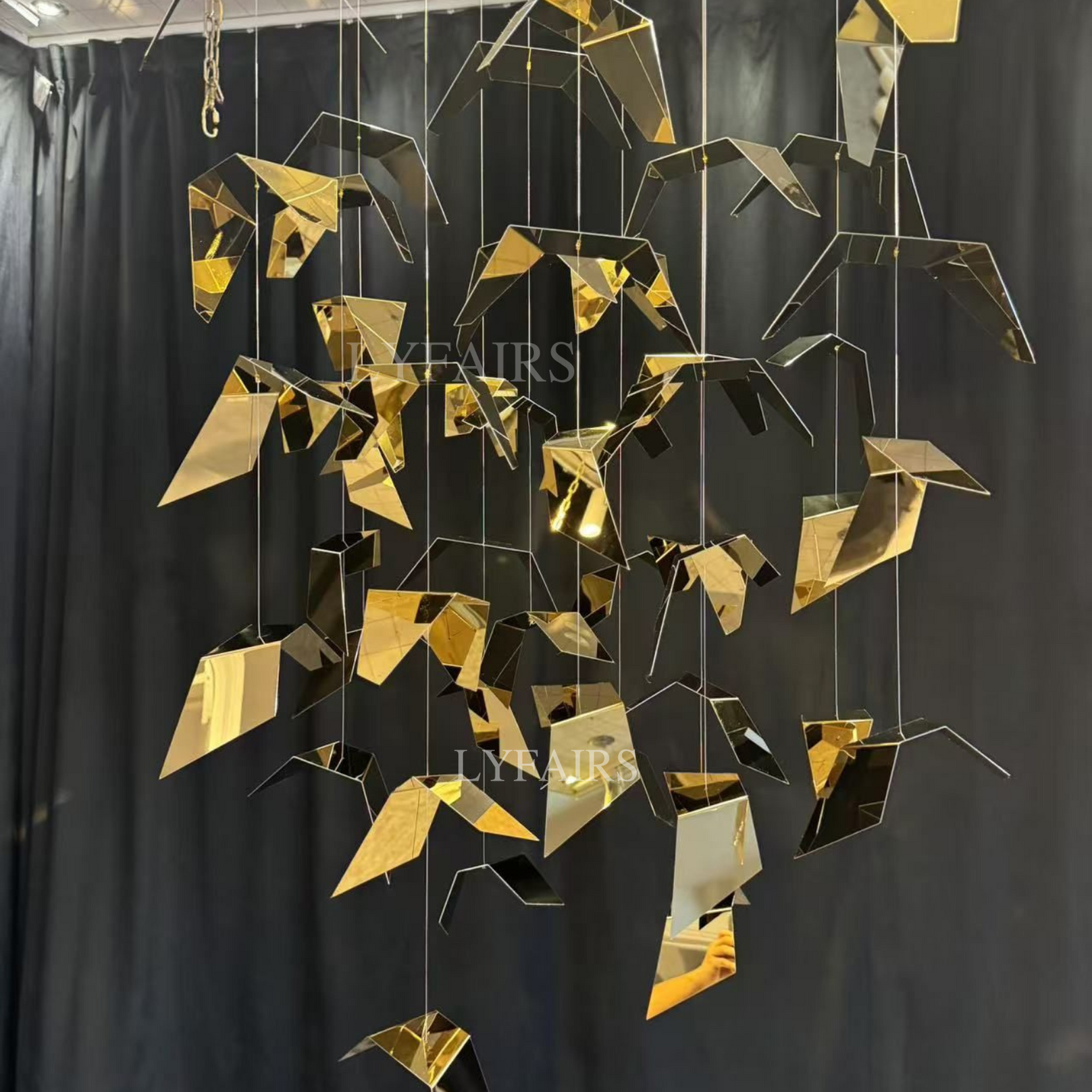 Creative Golden Wings Origami Crane Floating Suspension Light Fixture for Hall/Hotel/Restaurant ...