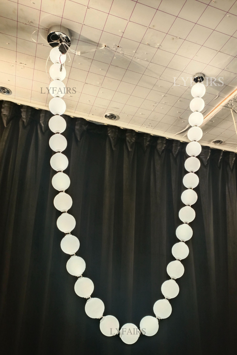 Modern Creative Pearl Necklace Chandelier — Lyfairs