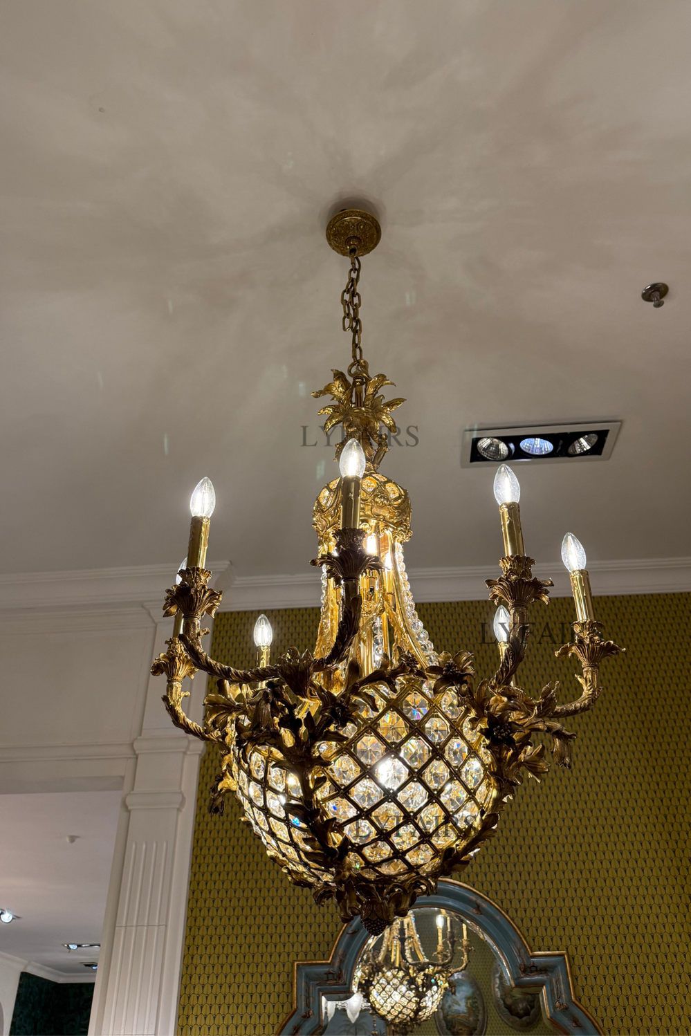 LYFAIRS x FH&Home Baroque Pineapple-inspired Crystal Chandelier — Lyfairs